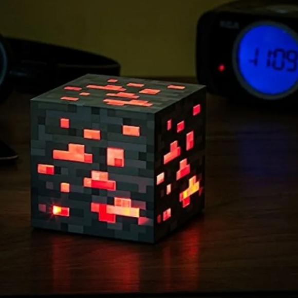Minecraft | Accents | Nwt Entertainment Earth Minecraft Lightup ...